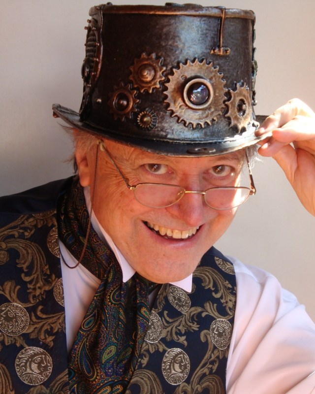 Interview with Author Richard Harland – Author Anthony Avina